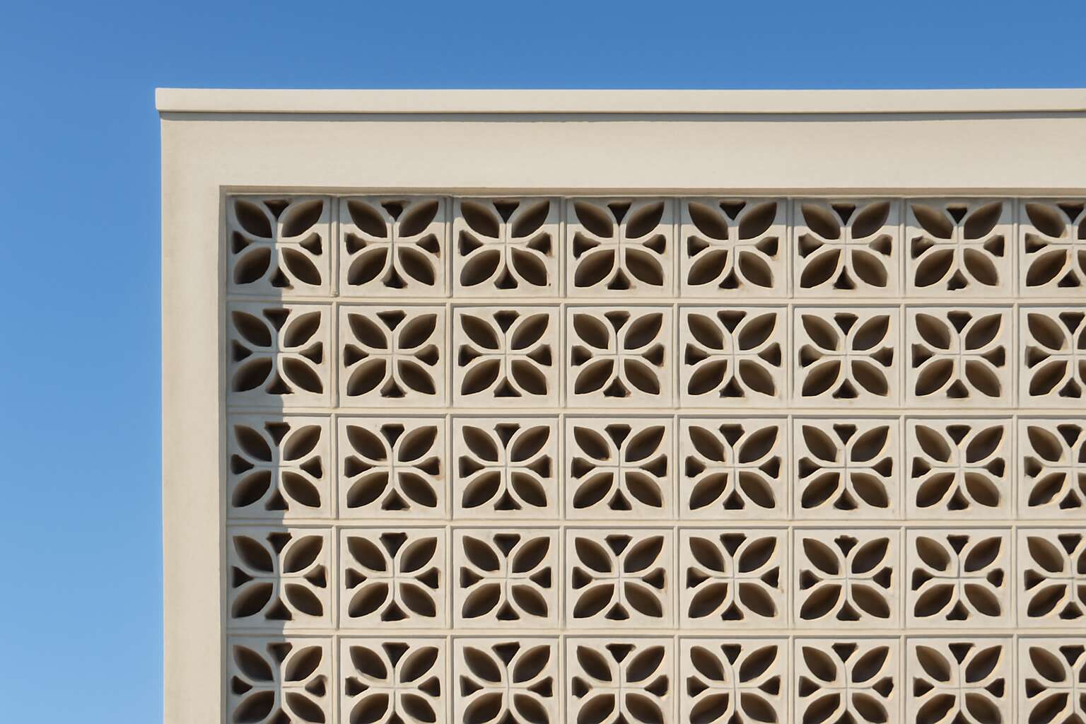 Advantages of Using Cement Air Bricks for Sustainable Building and ...